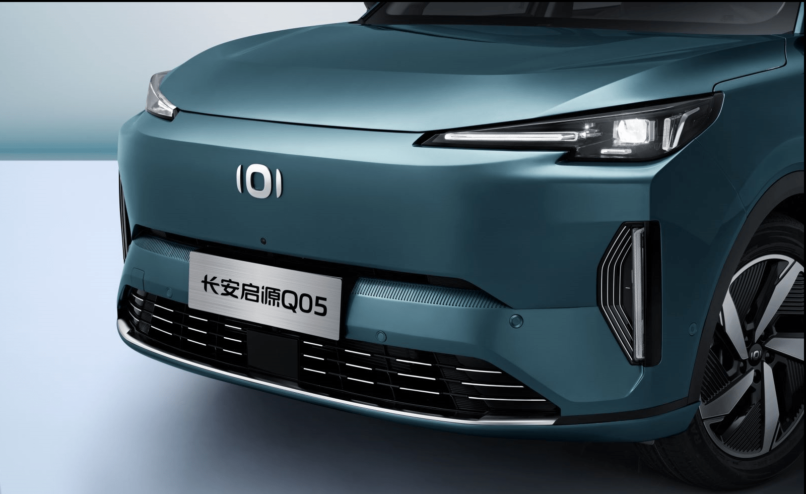 半年内第三款新车开启预售，“启源速度”打造的Q05到底有多强？_搜狐汽车_搜狐网