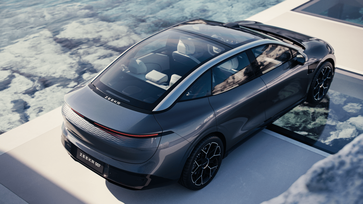 汽车家族设计≠套娃！出自宾利设计师的极氪007才有真诚意_搜狐汽车_搜狐网