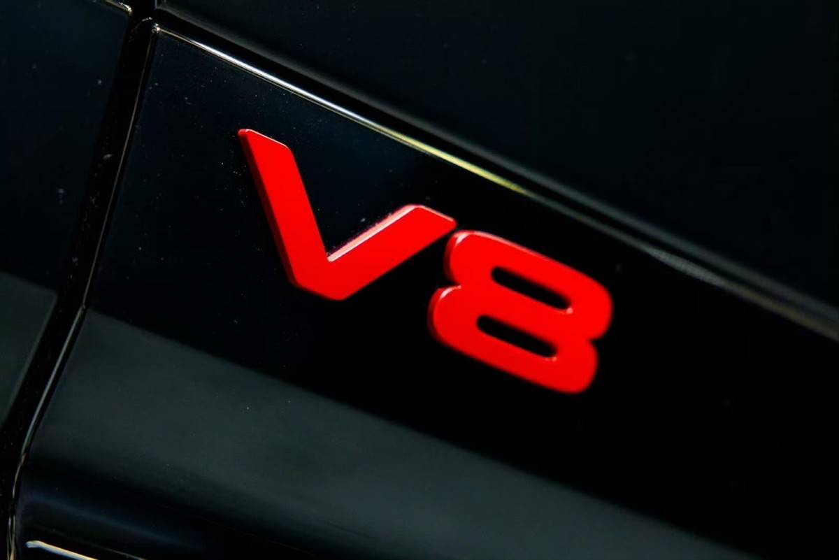 卫士V8 DEFENDER历史回顾，这才是硬核越野的精神图腾_搜狐汽车_搜狐网