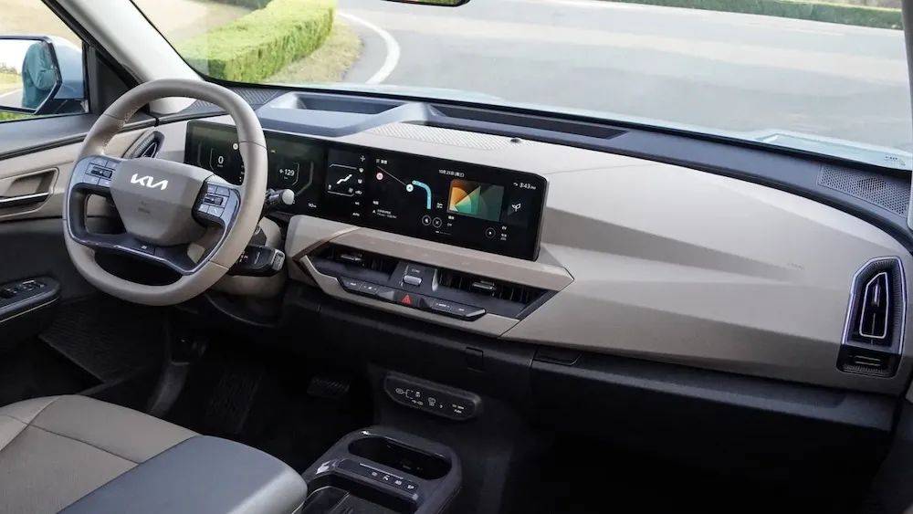 起亚EV5和比亚迪宋Plus，谁是15万级家用纯电SUV最优选？_搜狐汽车_搜狐网