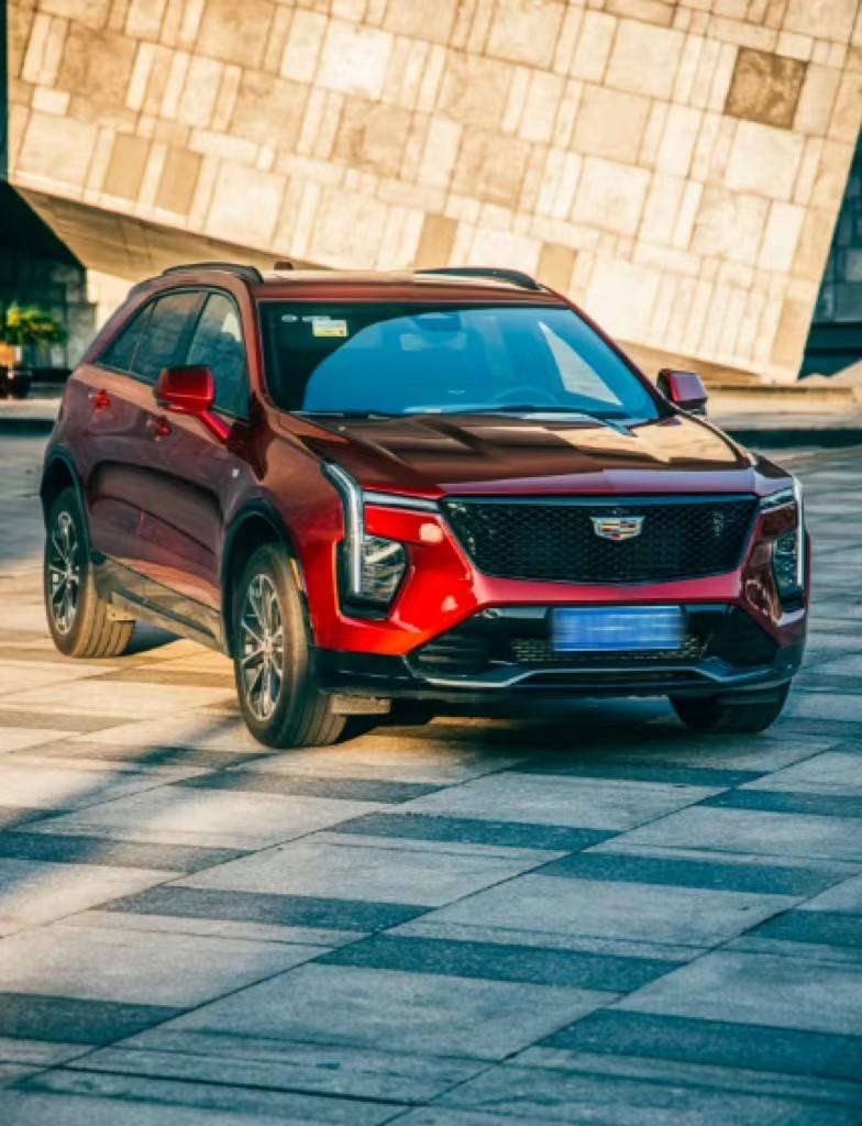 凯迪拉克全新XT4对比奥迪Q3，必须把面子赚足！_搜狐汽车_搜狐网