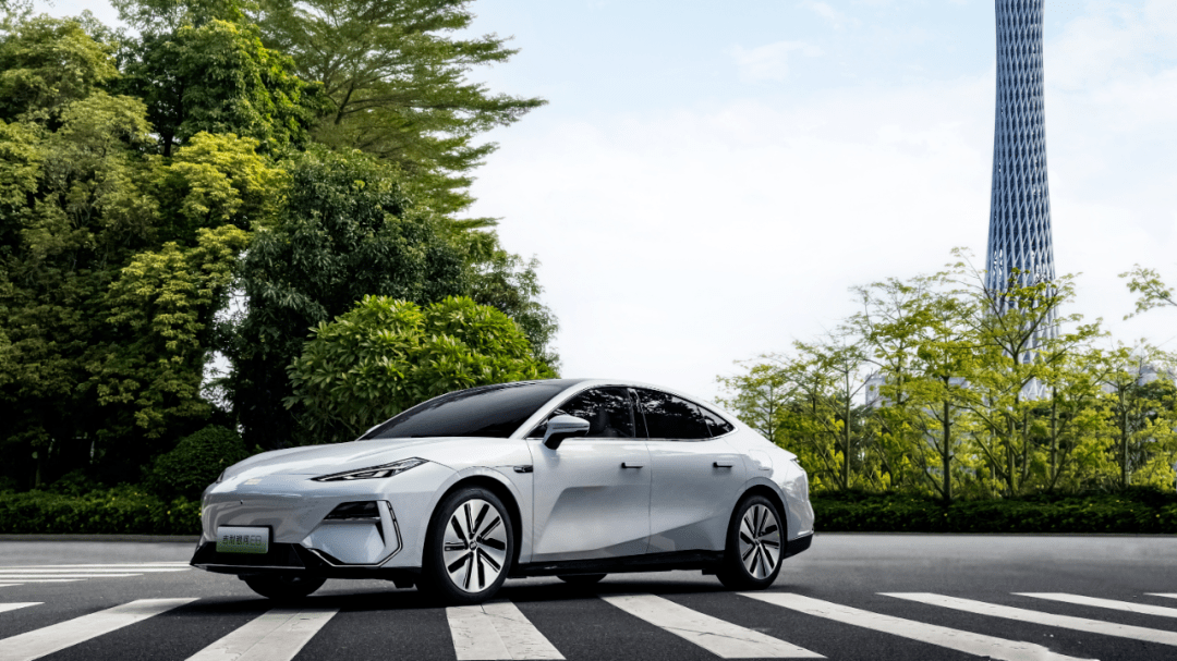 别被低价和高参迷惑！银河E8的真实面貌原来是这样_搜狐汽车_搜狐网