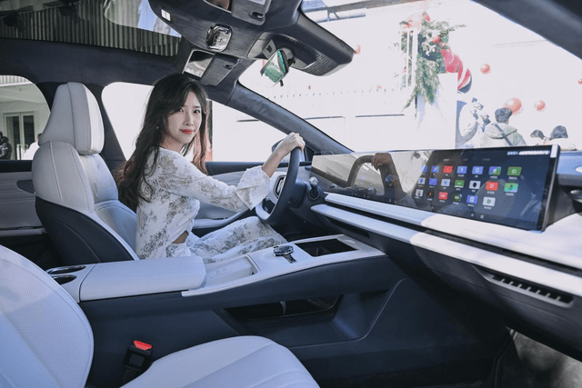 预售18.8万起，800v快充3.49s破百，吉利银河E8开卷_搜狐汽车_搜狐网