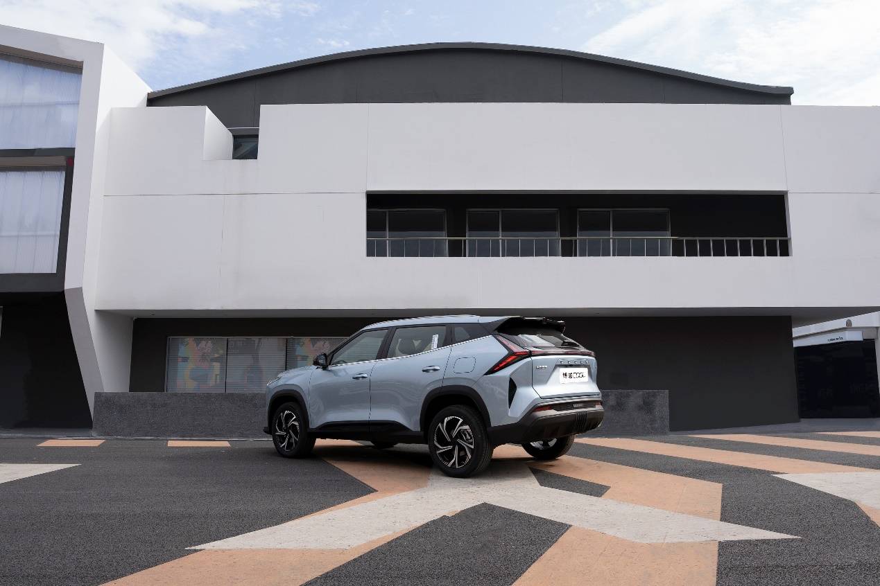 8万级唯一标配8155芯片SUV，博越COOL朋友版限时狂欢价8.98万元_搜狐汽车_搜狐网