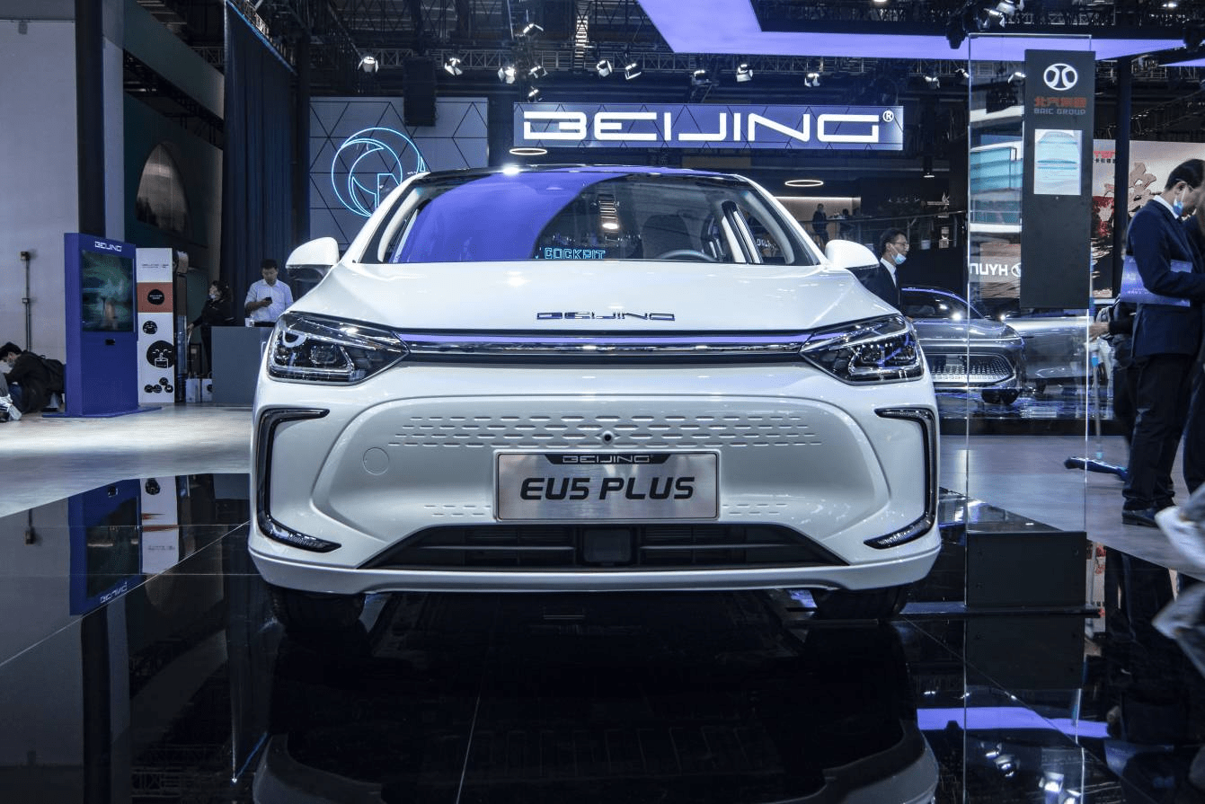 BEIJING明星轿车改款，新增双联屏配置，预售价7万起_搜狐汽车_搜狐网