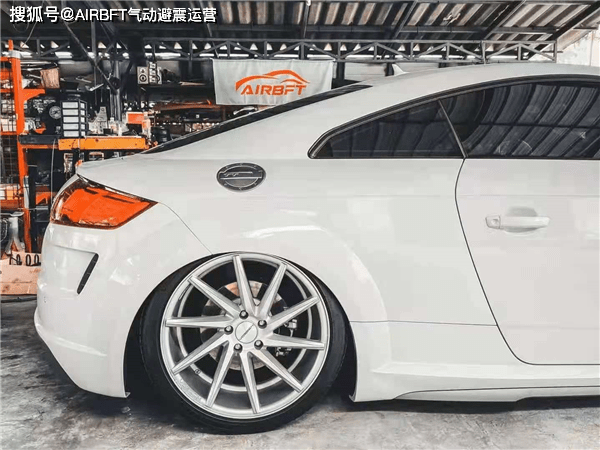 改装网红李洋讲解奥迪TT升级AIRBFT 气囊避震成功案例_搜狐汽车_搜狐网
