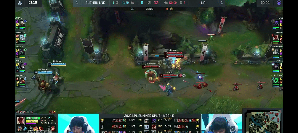 LPL夏季赛:电竞春晚不负众望 小虎横刀立马RNG获连胜_格温