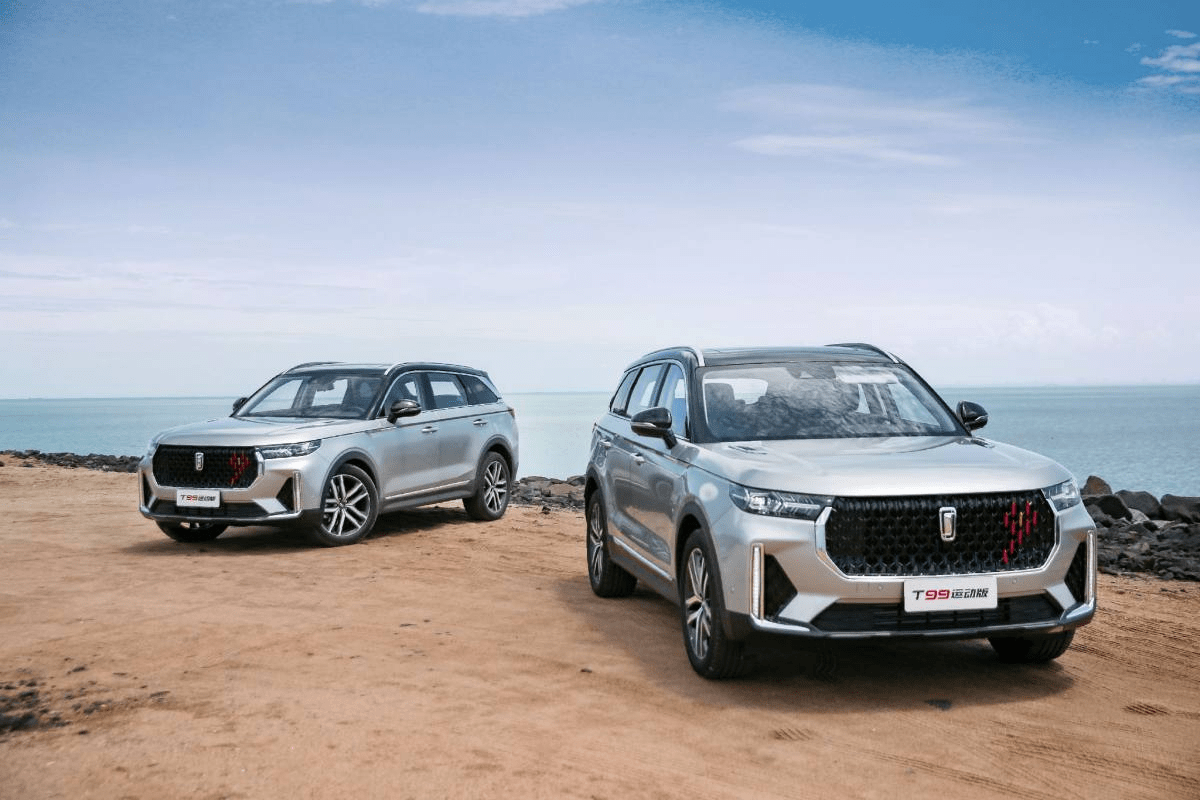 2.0T+6AT黄金组合 奔腾T99运动版打造澎湃“心”动力_搜狐汽车_搜狐网