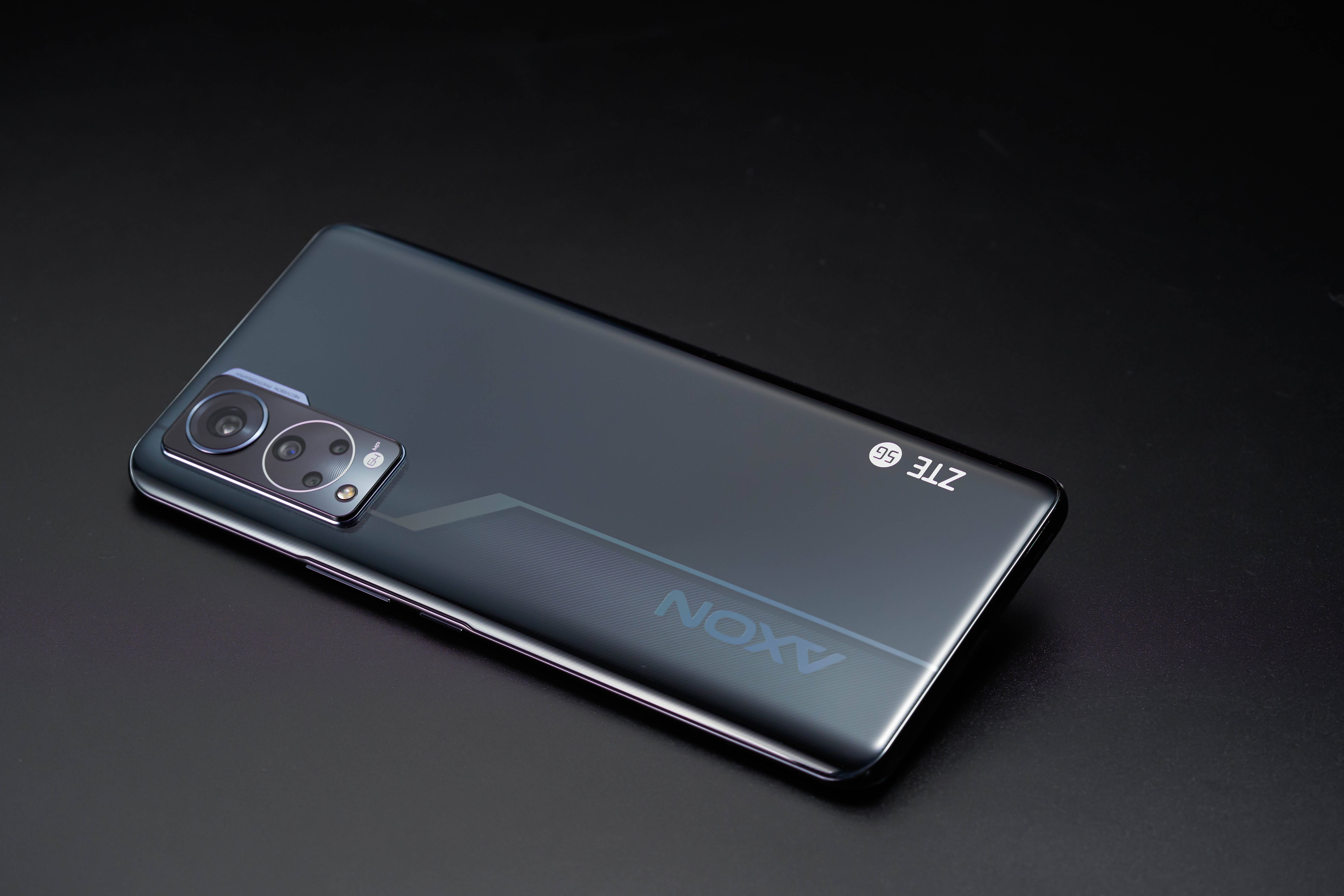 中兴Axon 30 5G图赏：搭载第二代屏下摄像技术-搜狐大视野-搜狐新闻