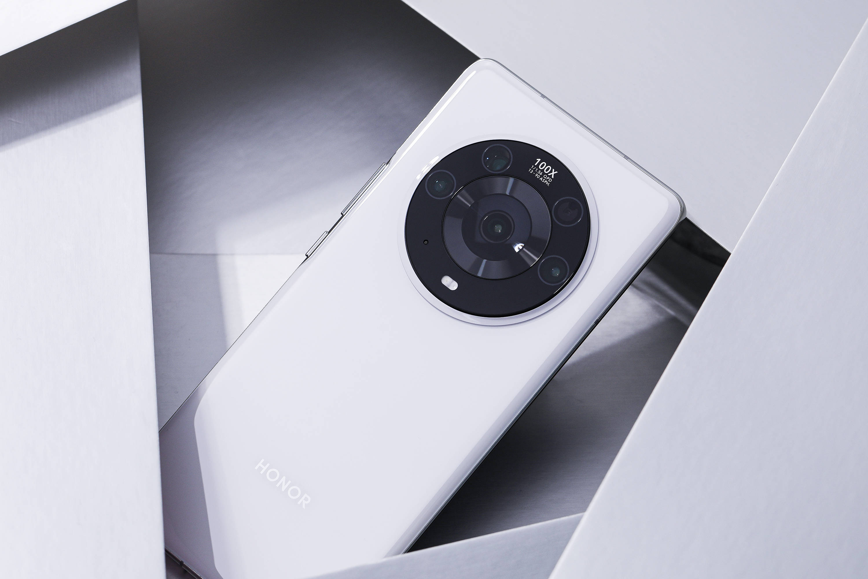 性能与影像俱佳的全能科技旗舰 荣耀Magic3Pro图赏-搜狐大视野-搜狐新闻