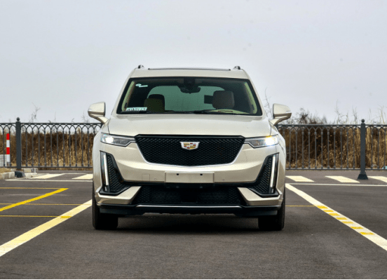 奔驰GLC缺货莫慌，凯迪拉克XT6给你惊喜的不止一点点_搜狐汽车_搜狐网