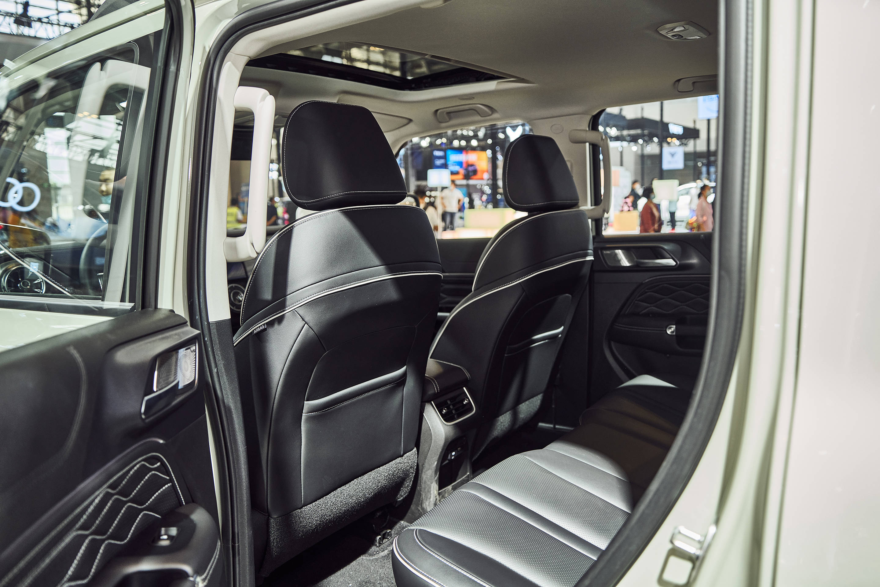 能越野还能城市通勤的坦克300城市版_搜狐汽车_搜狐网