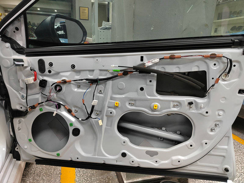 逐步向音乐发烧程度迈进！怀化丰田凯美瑞升级诗芬尼S65三分频，歌航GDT68 DSP_搜狐汽车_搜狐网