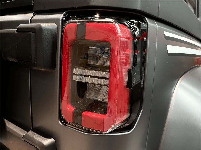 坦克300最强对手来了！2022款BJ40环塔冠军版新车到店_搜狐汽车_搜狐网