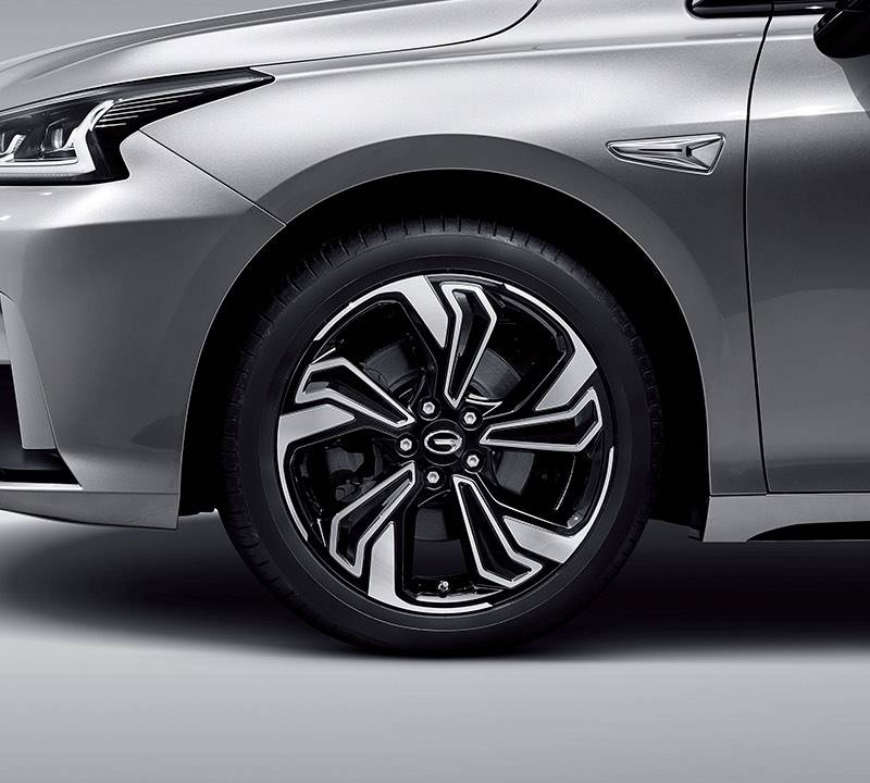 售15.98万起！广汽丰田新款iA5正式上市，续航里程最高达580km_搜狐汽车_搜狐网