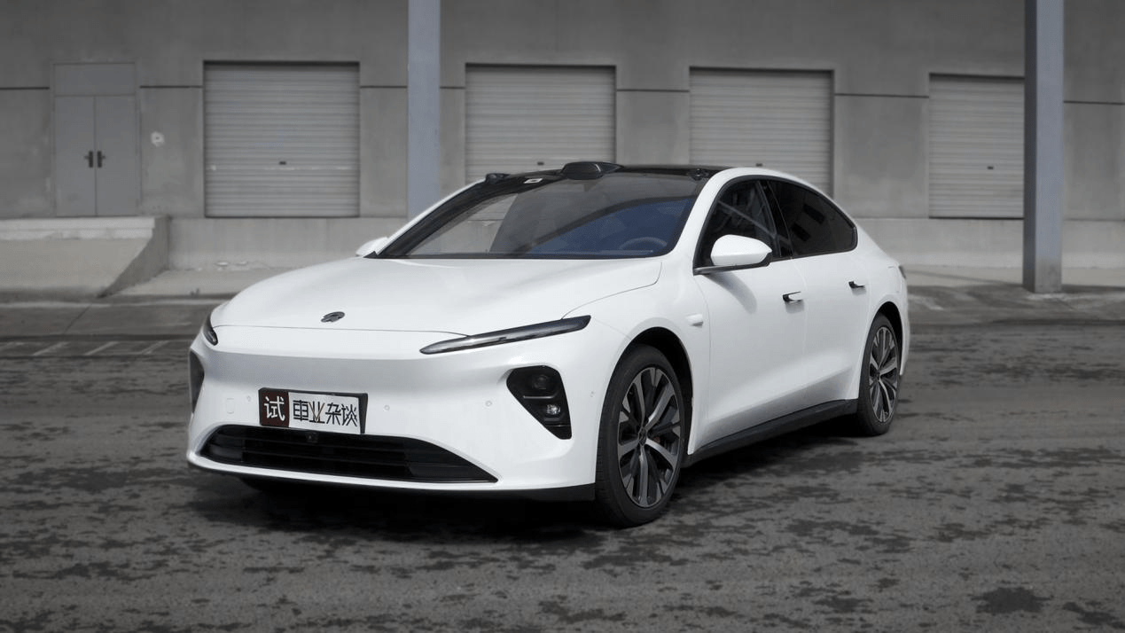 一家不容二“7”，智己L7和蔚来ET7该如何选？_搜狐汽车_搜狐网