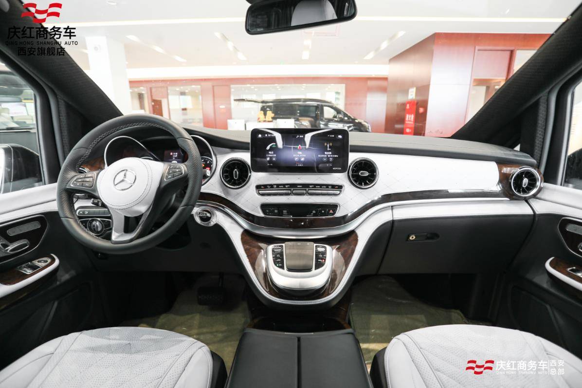 奔驰商务车V260-银河版，王者气场彰显无遗。_搜狐汽车_搜狐网