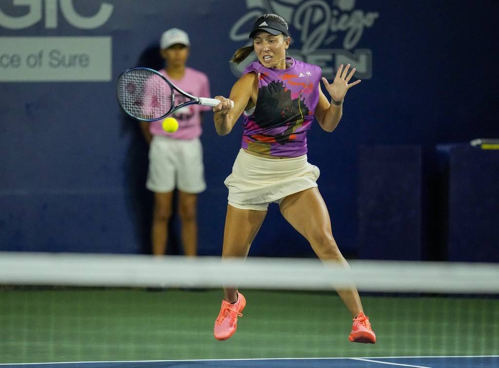 2022年WTA圣地亚哥公开赛女单第2轮：佩古拉获胜-搜狐大视野-搜狐新闻