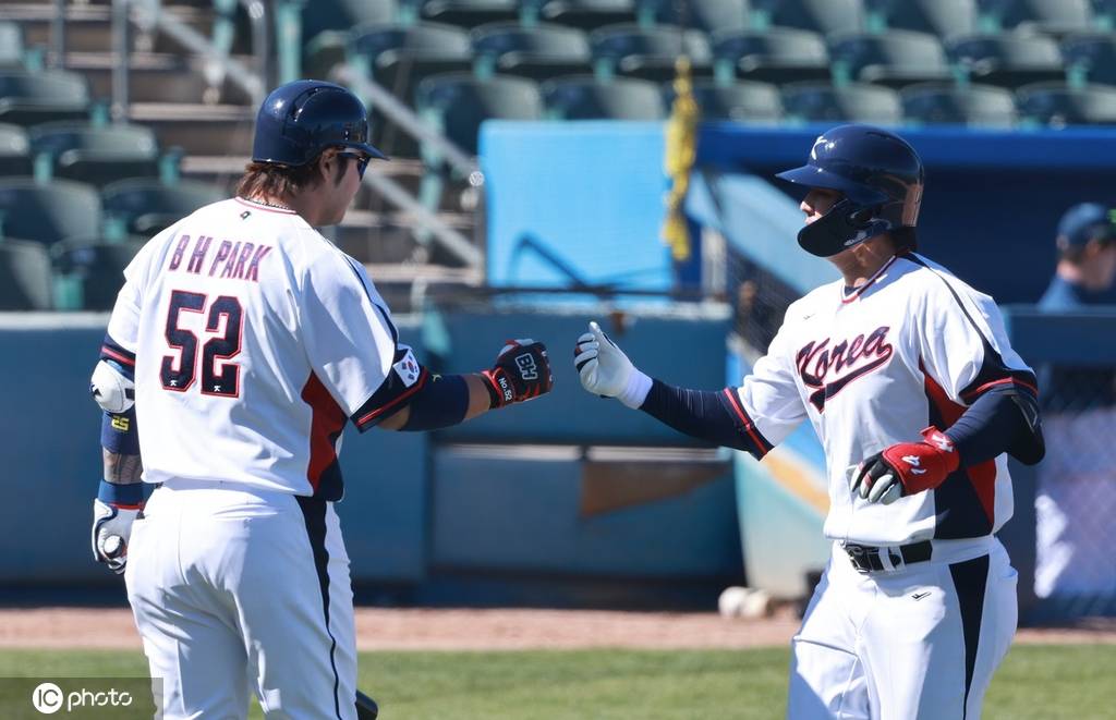 WBC世界棒球赛：韩国国家队与恐龙队进行热身赛-搜狐大视野-搜狐新闻