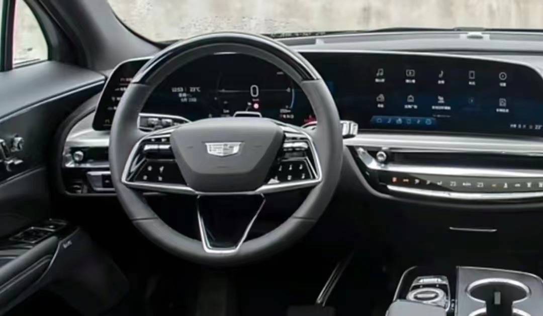 竞争奔驰E级有戏吗？全新凯迪拉克CT6官图曝光，标配33英寸曲面屏_搜狐汽车_搜狐网