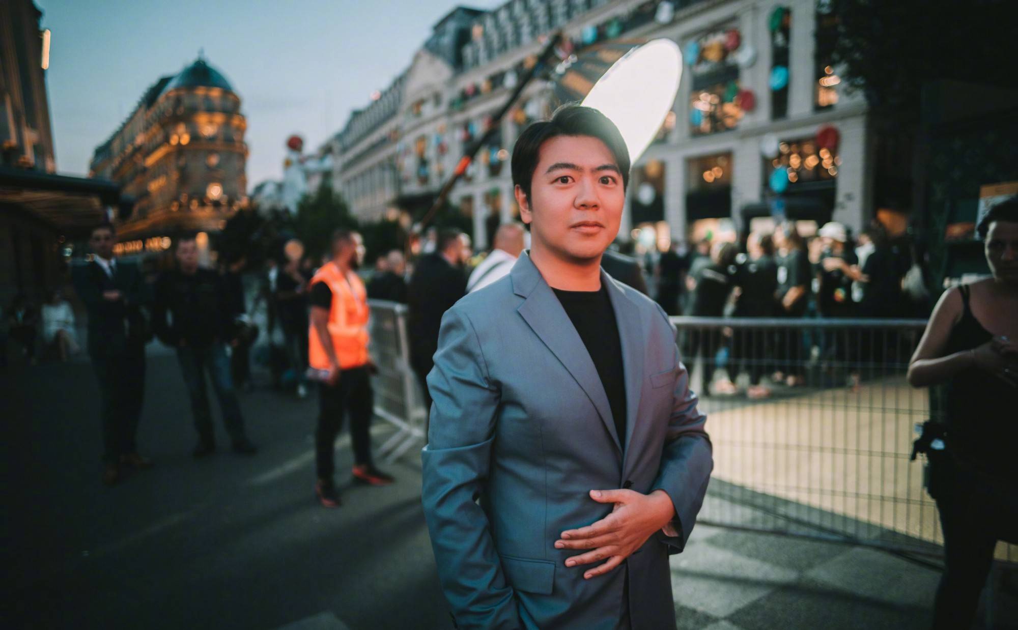 惺惺相惜！郎朗晒与林俊杰合影称遇到老朋友 搜狐大视野 搜狐新闻