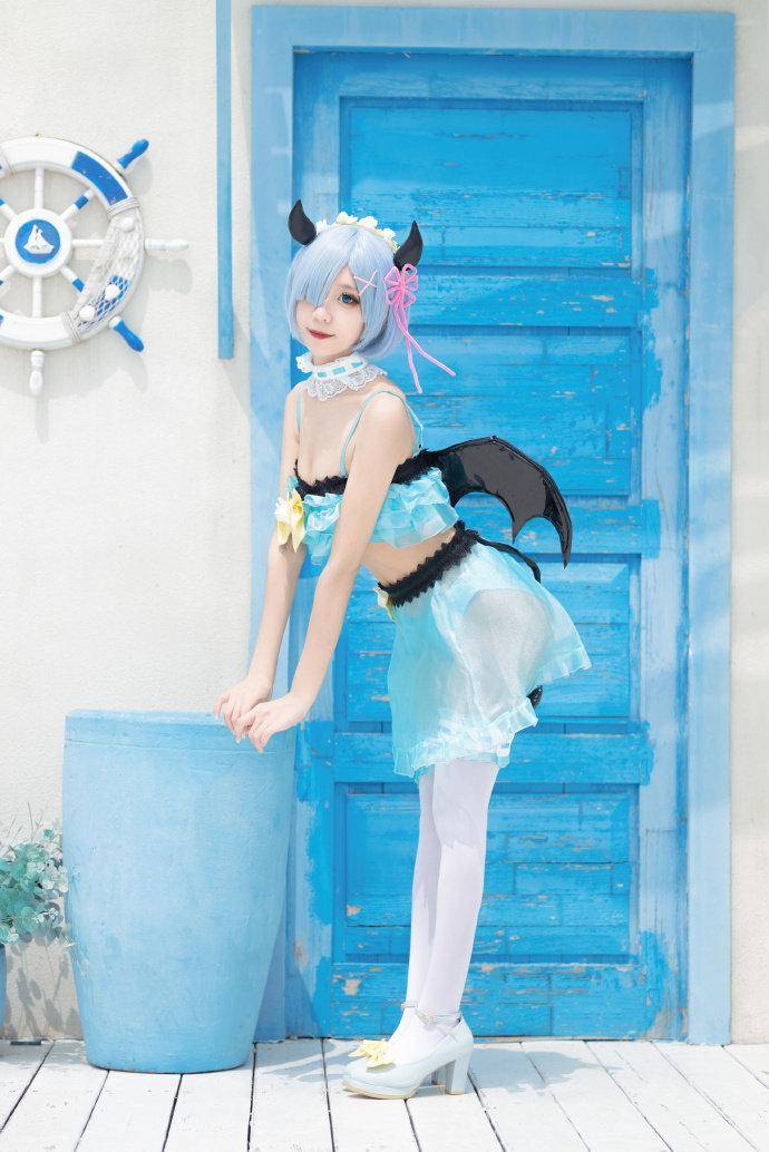 cos：从零开始蕾姆小恶魔水着Cosplay正片9P-搜狐大视野-搜狐新闻