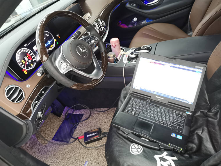 气场强大的奔驰S320L刷ecu改善动力迟滞换挡顿挫更完美_搜狐汽车_搜狐网