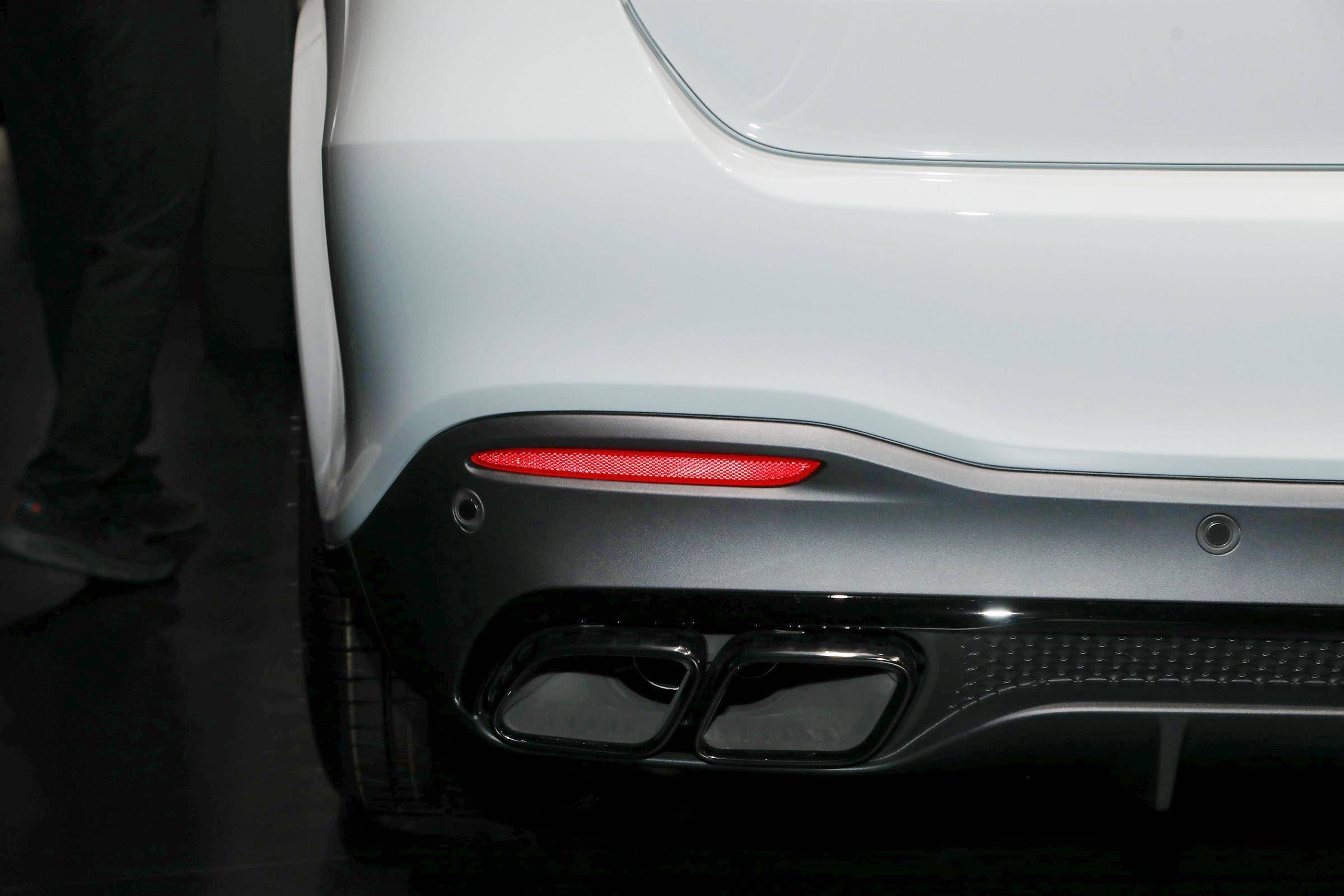 售价多少能接受？新款AMG GLS 63将于广州车展上市，搭载4.0T V8_搜狐汽车_搜狐网