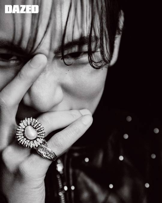 SHINee成员Key最新杂志写真曝光 时尚表现力一绝！-搜狐大视野-搜狐新闻