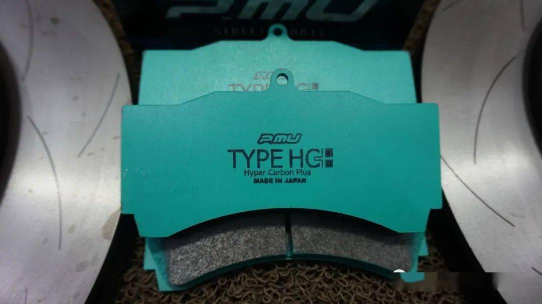 西雅特安装AP9660竞技版刹车套件作业_搜狐汽车_搜狐网