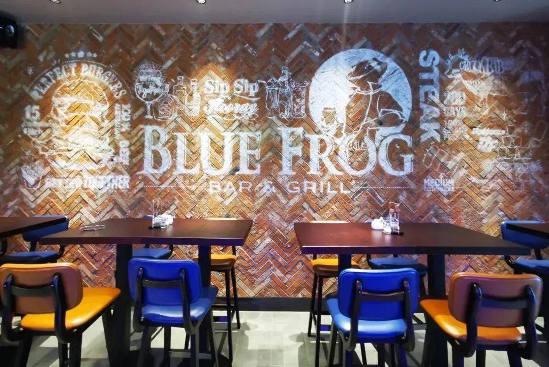[bluefrog蓝蛙]全国17店通用|火爆魔都17年的西餐厅携钜惠套餐强势回归！198元抢门市价374元的双人套餐！_汉堡