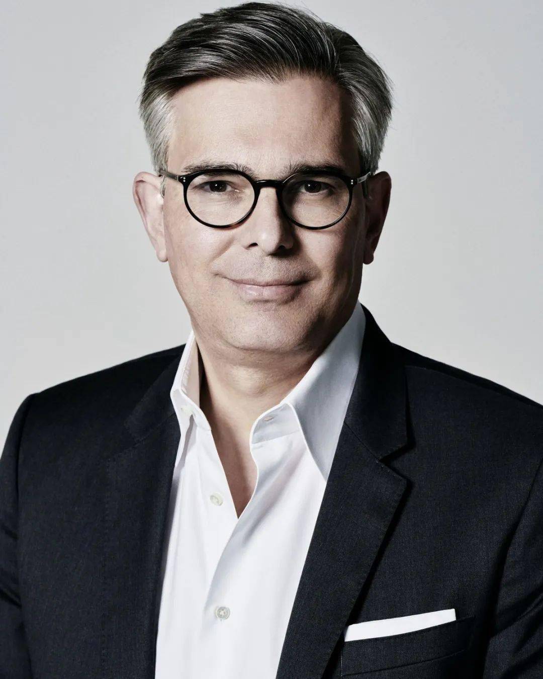 发力中国市场的德国奢侈品电商 Mytheresa如何应对激烈竞争？《华丽志》独家专访总裁 Michael Kliger_客群