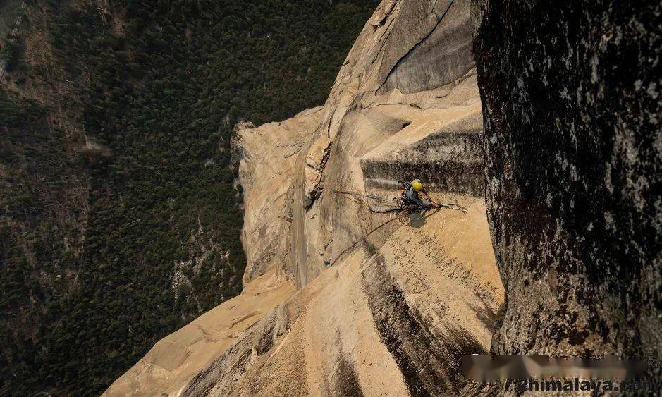 [美]Tom Herbert在父亲首攀的Muir Wall创造全新速度攀登纪录_搜狐汽车_搜狐网