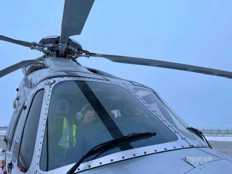 首次开展！AC352完成高寒局方与申请人“并行试飞”_直升机