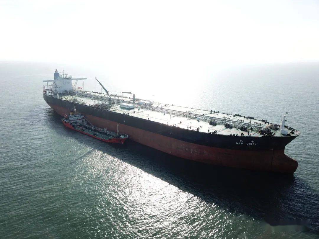 VLCC日收益：-6300美元，负运费？_Lars