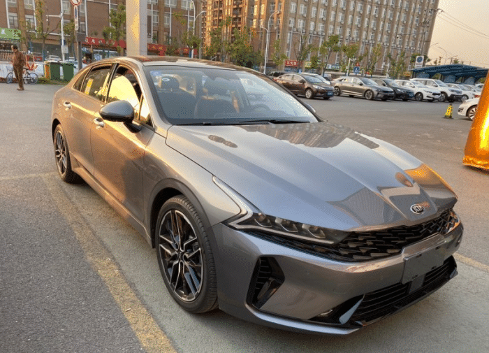 优惠3万，240马力+8AT，东风悦达起亚K5凯酷值得买吗？_搜狐汽车_搜狐网