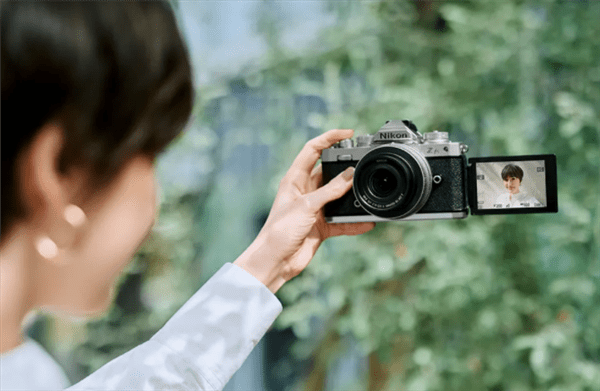 6499元！尼康微单Z fc发布：复古造型 7种个性色彩_相机