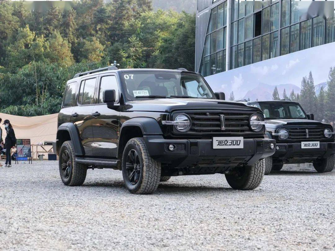 2.3T+10AT+分时四驱？还只要18万起 这款SUV比坦克300还狠！_搜狐汽车_搜狐网