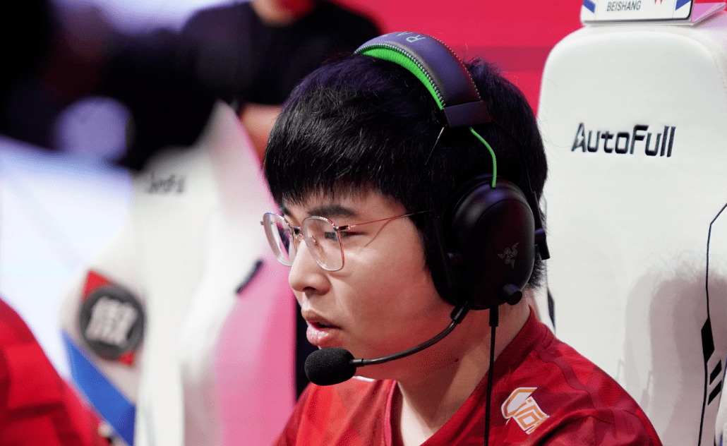 梦回S7？WE零封BLG，管泽元：很难受！我退出预测界了_比赛