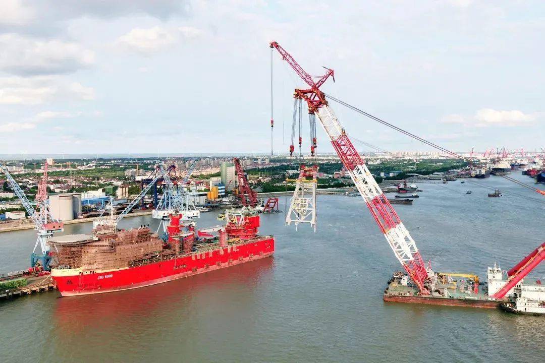 振华重工JSD6000深水起重铺管船项目完成重大节点！ - 液压汇
