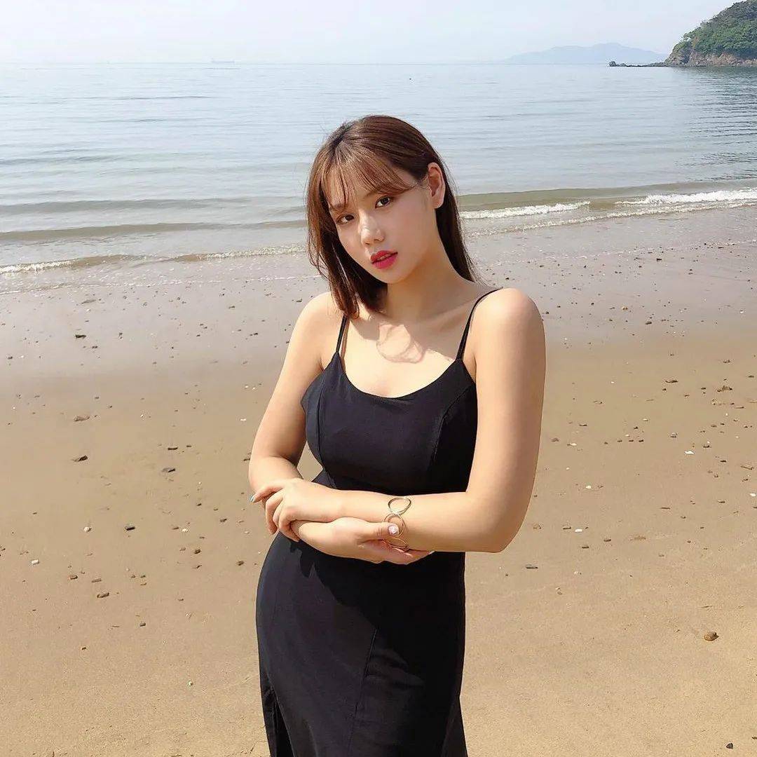 一哥们儿欠我五百，一直不还老婆 