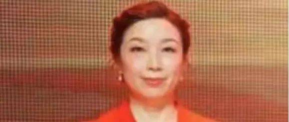 中英文栏目：《夢》作者：綠葉Lifen /翻譯： Jan Walls/中文朗读：曼迪/ 英文朗读：筱雁/ /栏目编辑：娟子_is