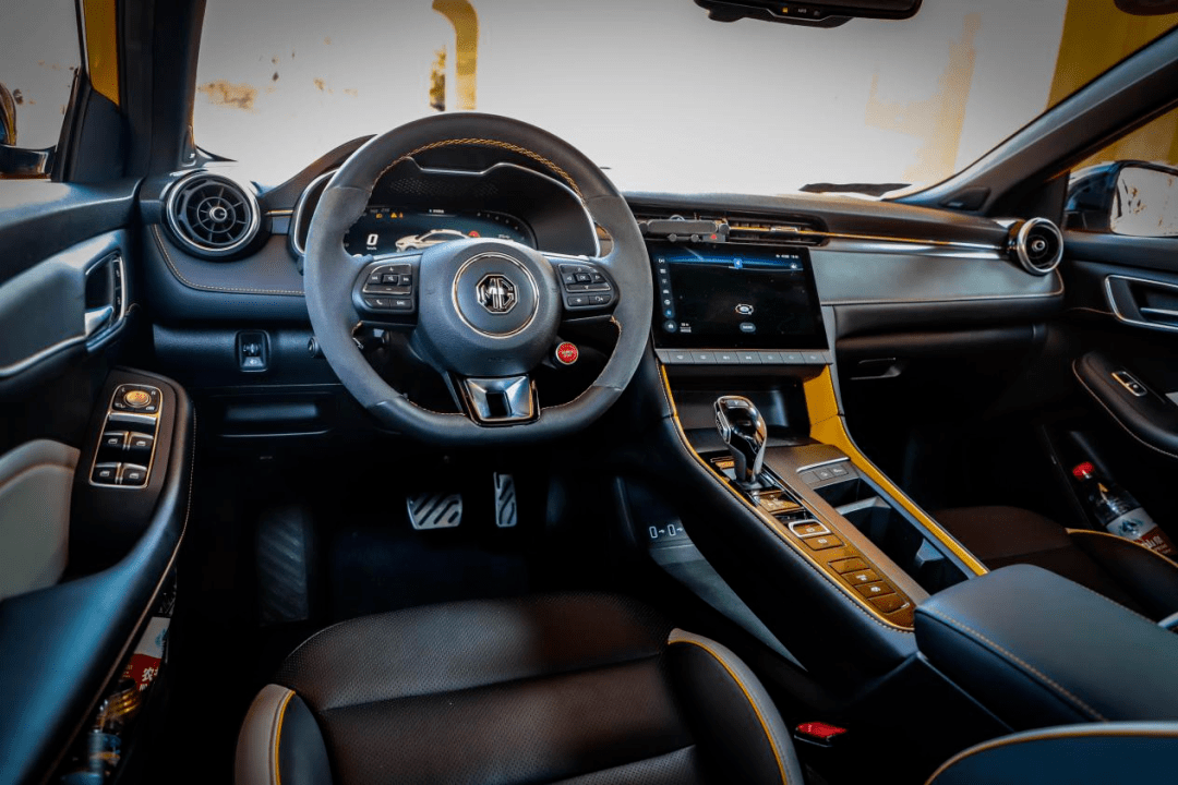 既高调又凶悍？好吧，我承认被第三代MG6 PRO征服了！_搜狐汽车_搜狐网