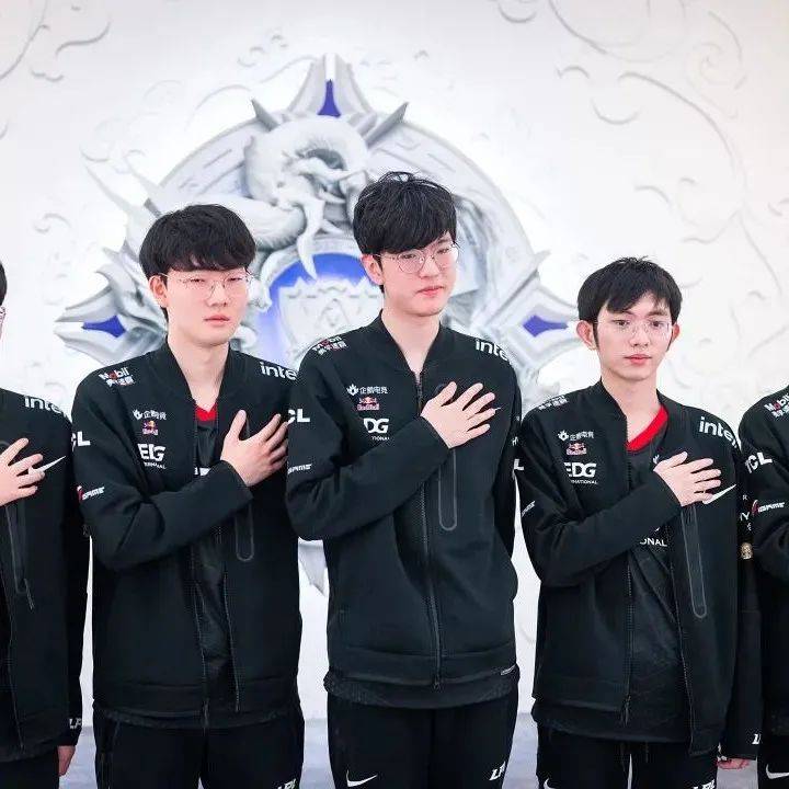 中国战队EDG晋级S11决赛_Scout