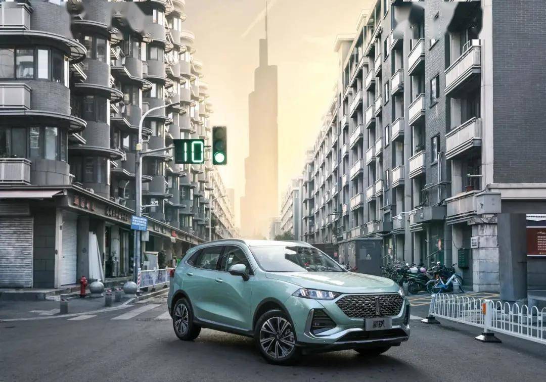 发动机无感介入，比丰田混动更安静！试驾魏牌拿铁1.5T混动_搜狐汽车_搜狐网