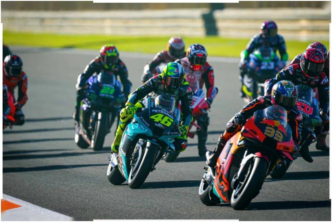 [ MotoGP ] 职业生涯 26 年、9 次世界冠军，Valentino Ross 再好不过的生涯谢幕……_比赛