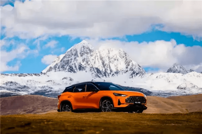 平民的价格，同级最强的智能装备 MG ONE-α上市售10.78万起_搜狐汽车_搜狐网