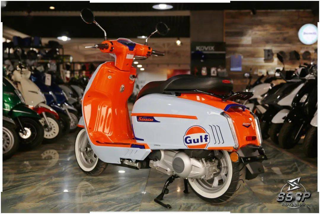 [ 龙嘉 ] Victoria 300i 颜值操控在线，Vespa 同款引擎……_搜狐汽车_搜狐网
