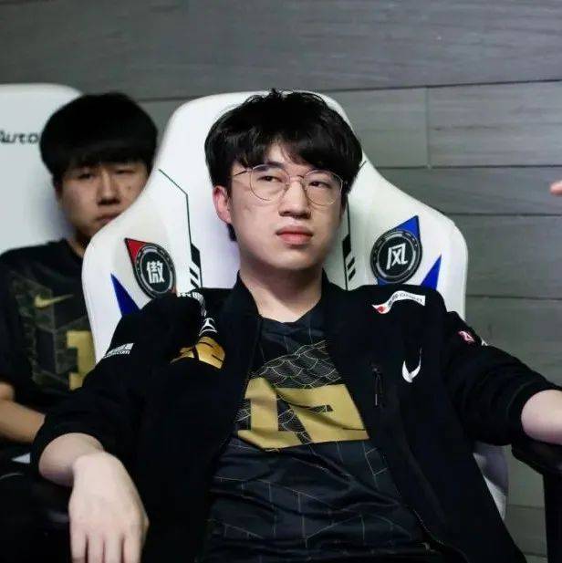 RNG没有资格拥有这个阵容？PDD透露幕后真相_选手_Doinb_自由市场