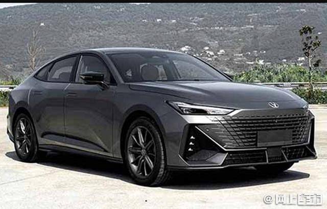 长安版“小号A7”实拍曝光，溜背造型+升降尾翼，10月发布_搜狐汽车_搜狐网